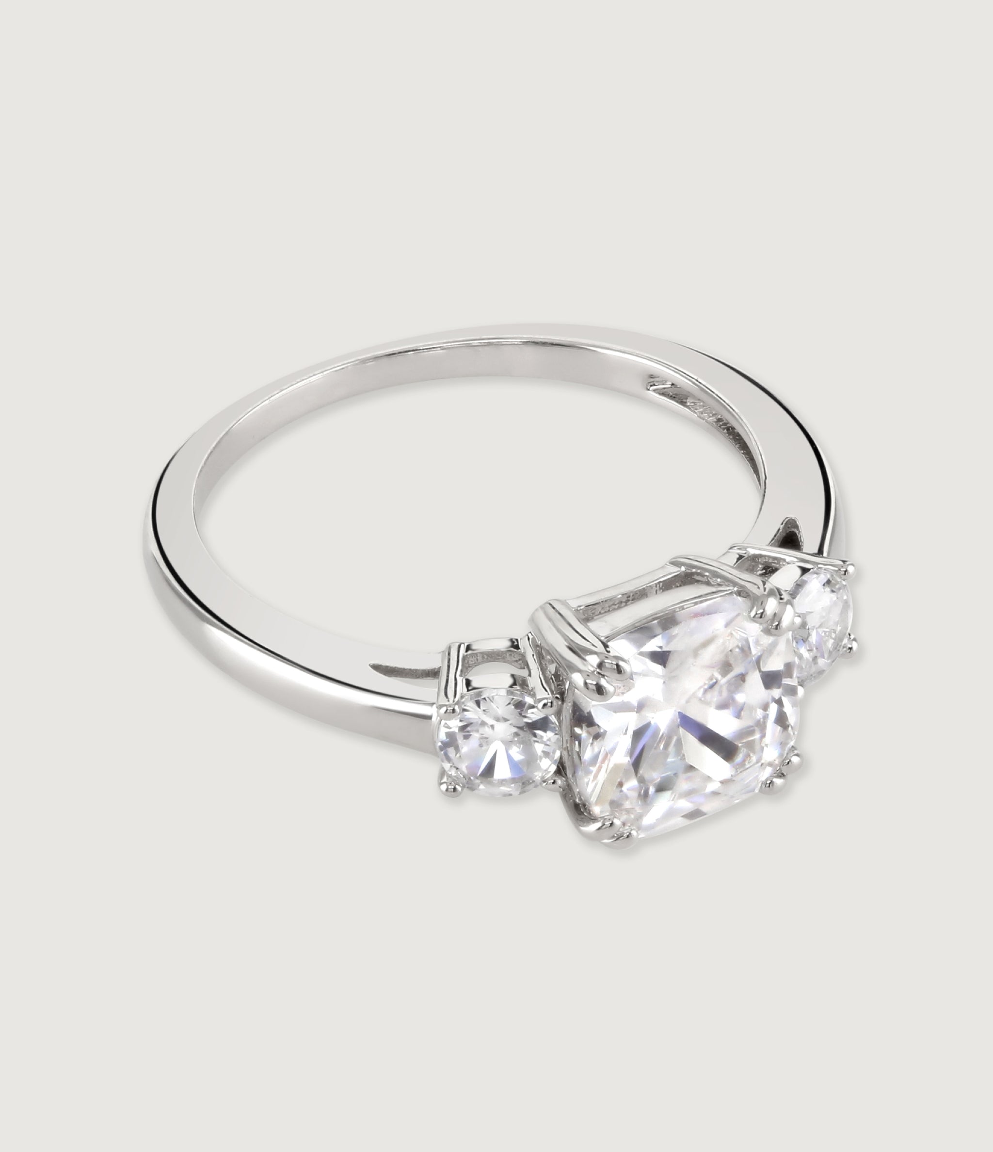 THE CARAT COLLECTION - CLEAR MEGHAN SPARKLE RING | Buckley London